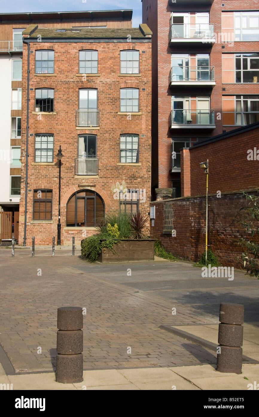 Waterfront Apartments On The River Aire Leeds West Yorkshire Uk