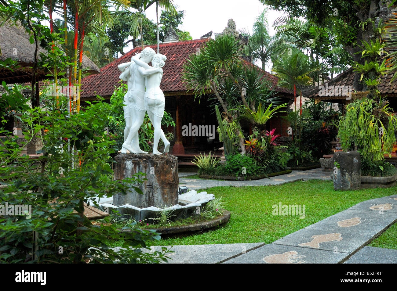 Bali architecture in Pura Ubud Stock Photo - Alamy