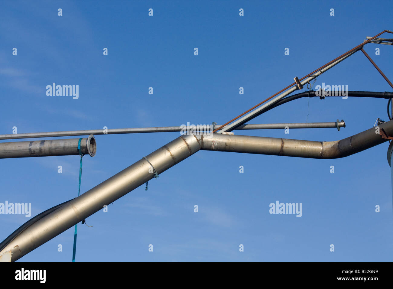 Diagonal pipe hi-res stock photography and images - Alamy