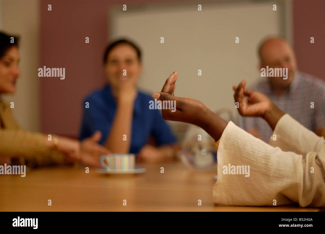 Expressive hands conversation hi-res stock photography and images - Alamy