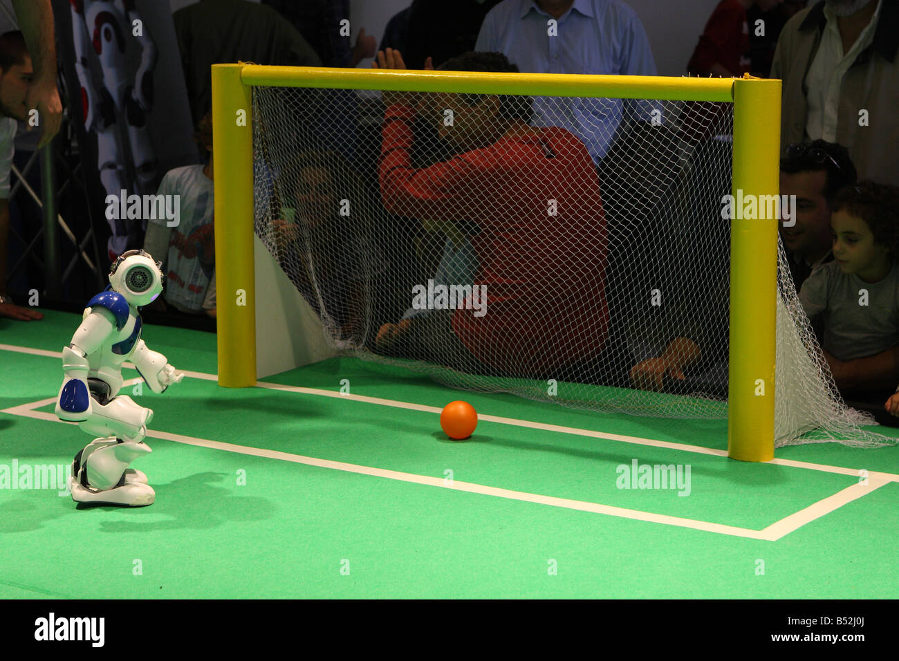 Football robot hi-res stock photography and images - Alamy