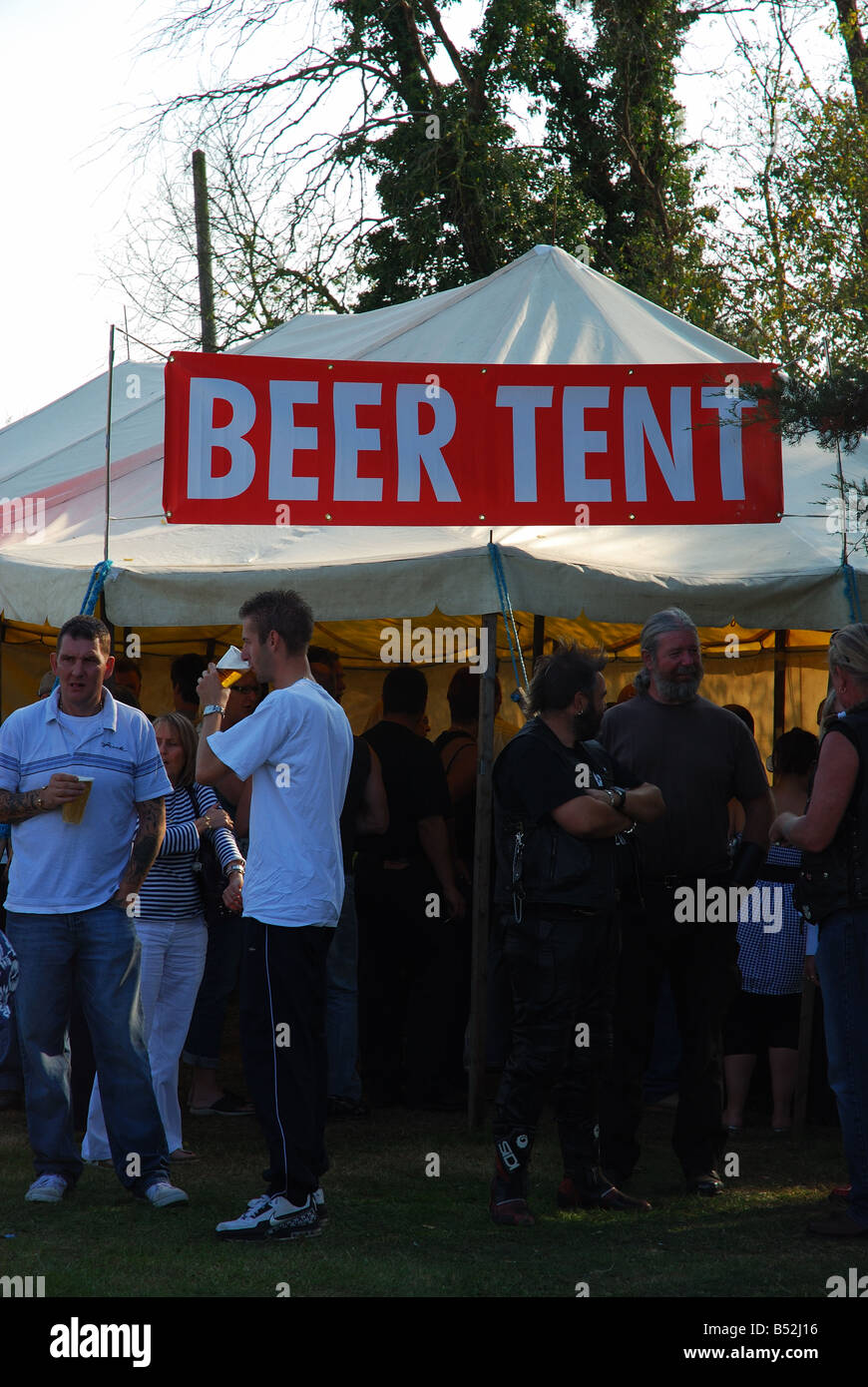 Beer festival england woman hi-res stock photography and images - Alamy