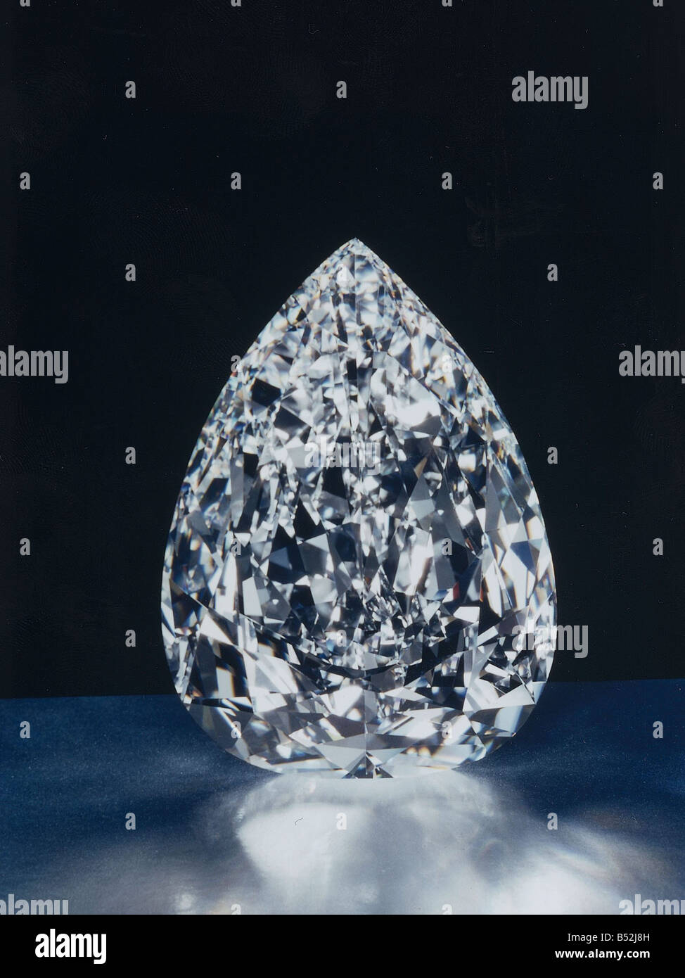 Millennium Star 777 carats Stock Photo - Alamy