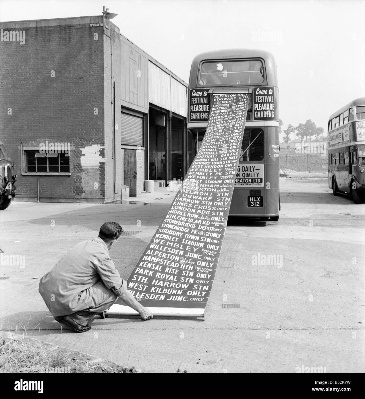 Bus destination indicator hi-res stock photography and images - Alamy
