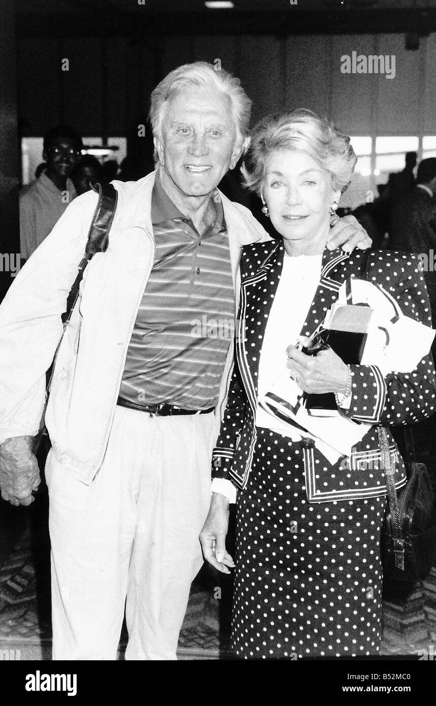 Kirk Douglas And Wife Anne Stock Photos & Kirk Douglas And Wife Anne Stock Images - Alamy