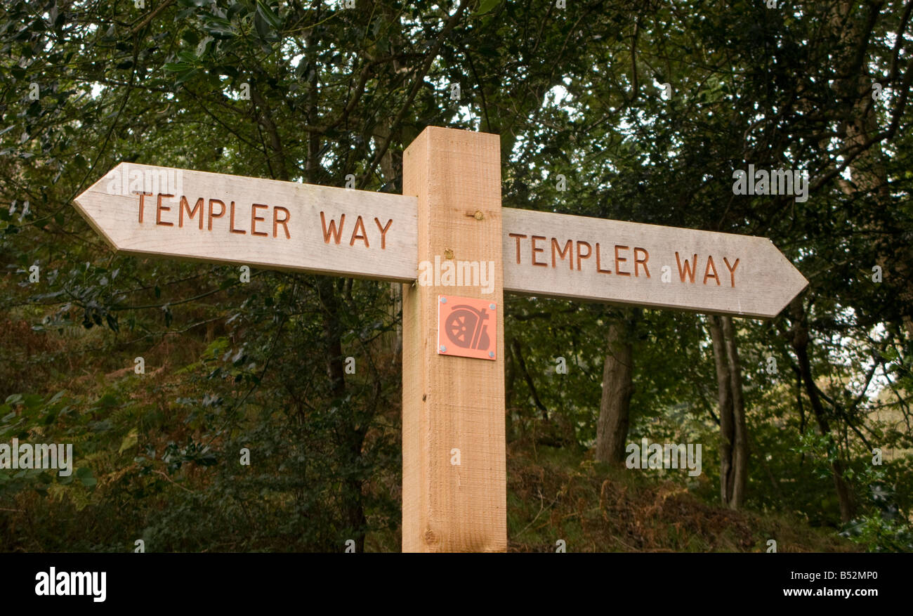 Templer Way Signpost, Dartmoor, UK Stock Photo - Alamy