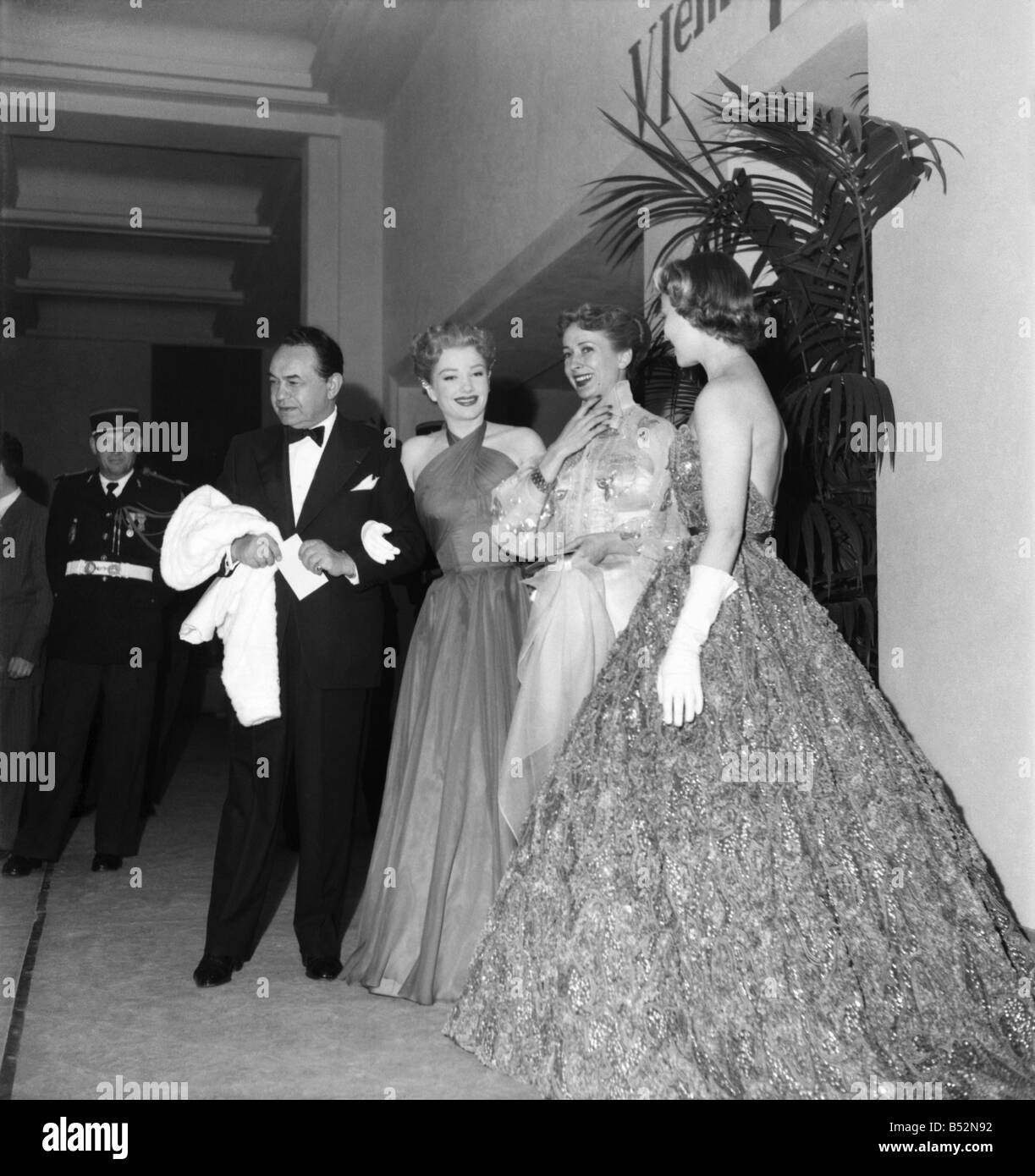 Ann robinson actress hi-res stock photography and images - Alamy