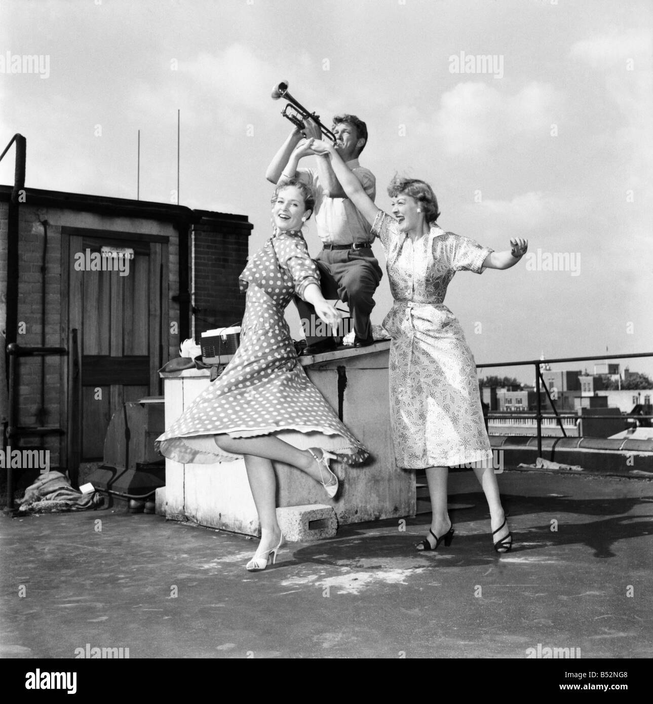 1950s musicals hi-res stock photography and images - Alamy