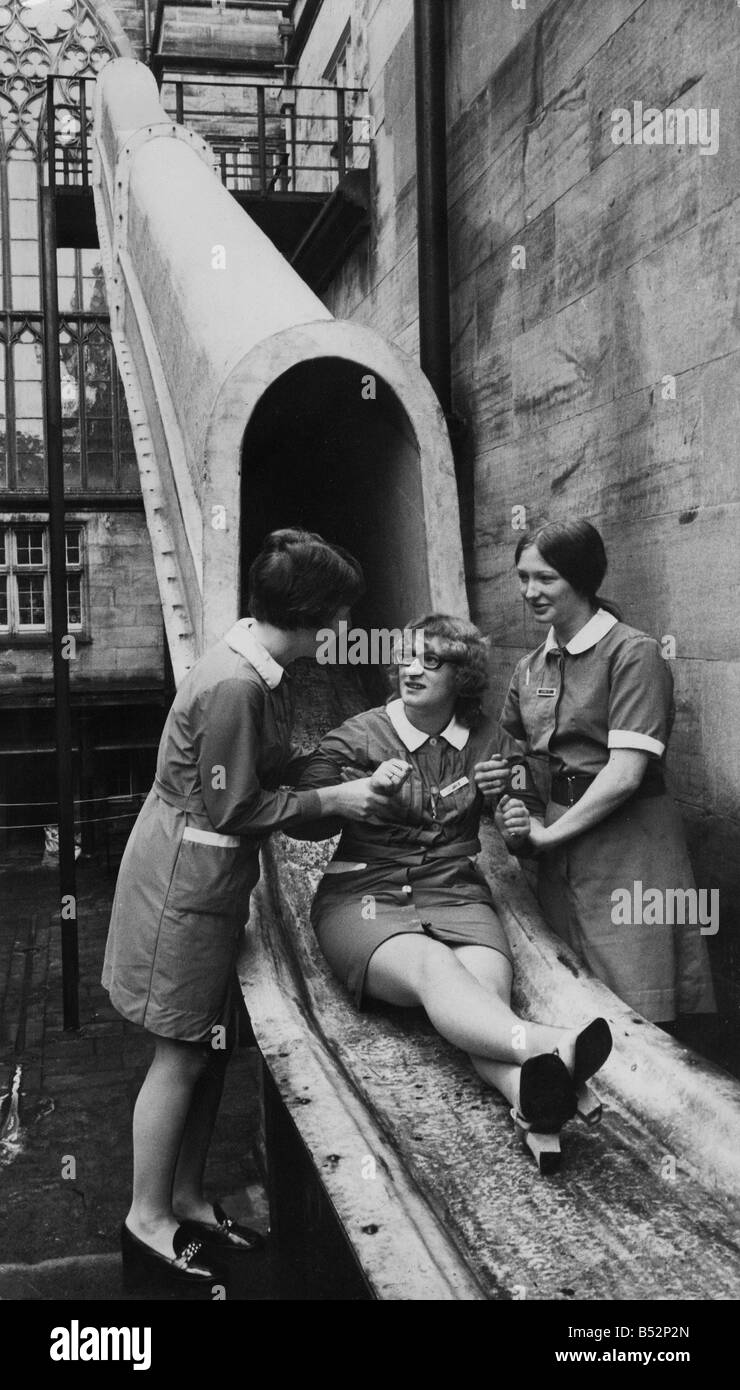 1970s hospital patients hi-res stock photography and images - Alamy