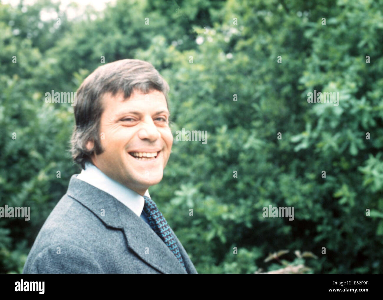 Film actor oliver reed hi-res stock photography and images - Alamy