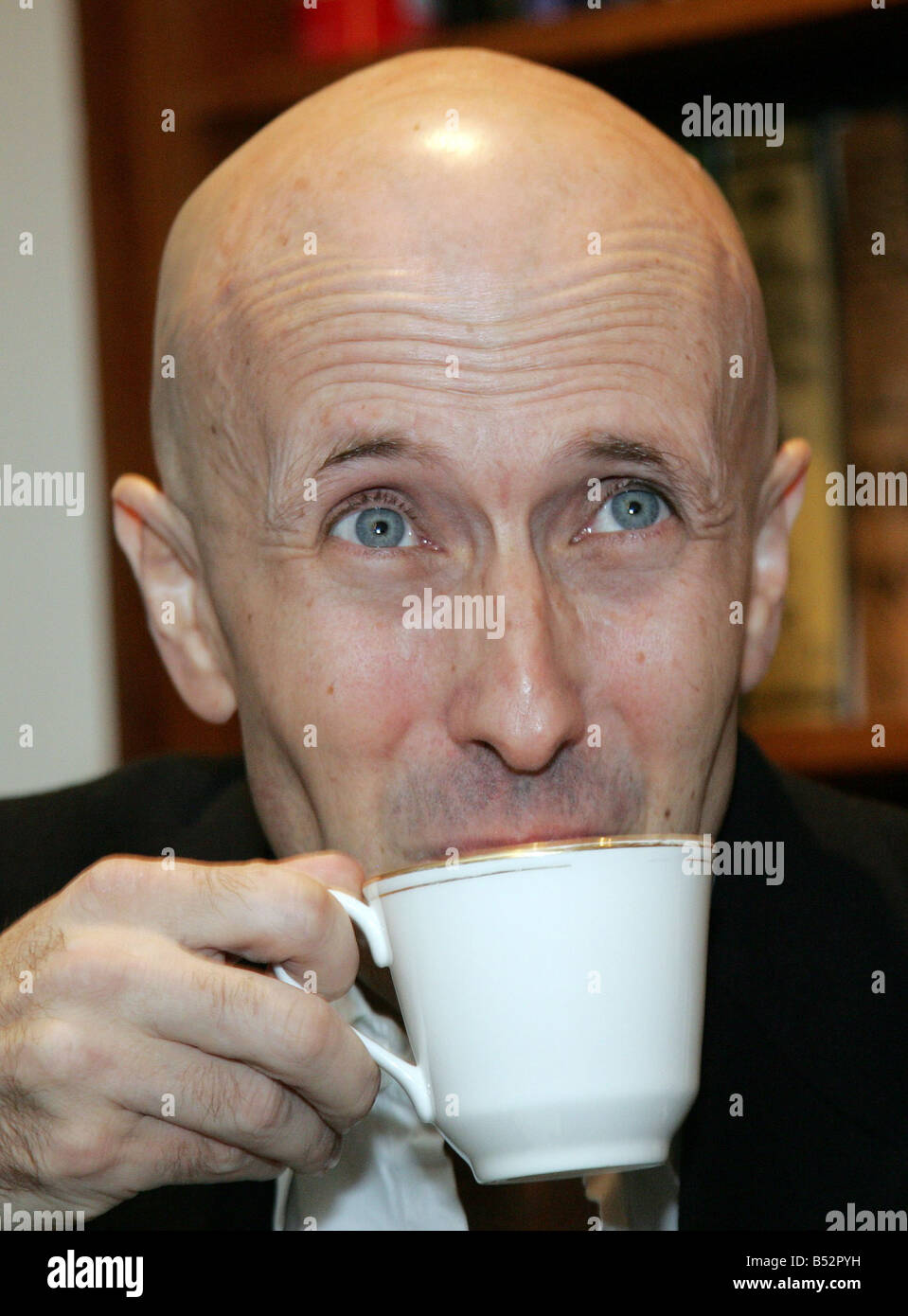 Freed BBC journalist Alan Johnston at a press conference in the British ...