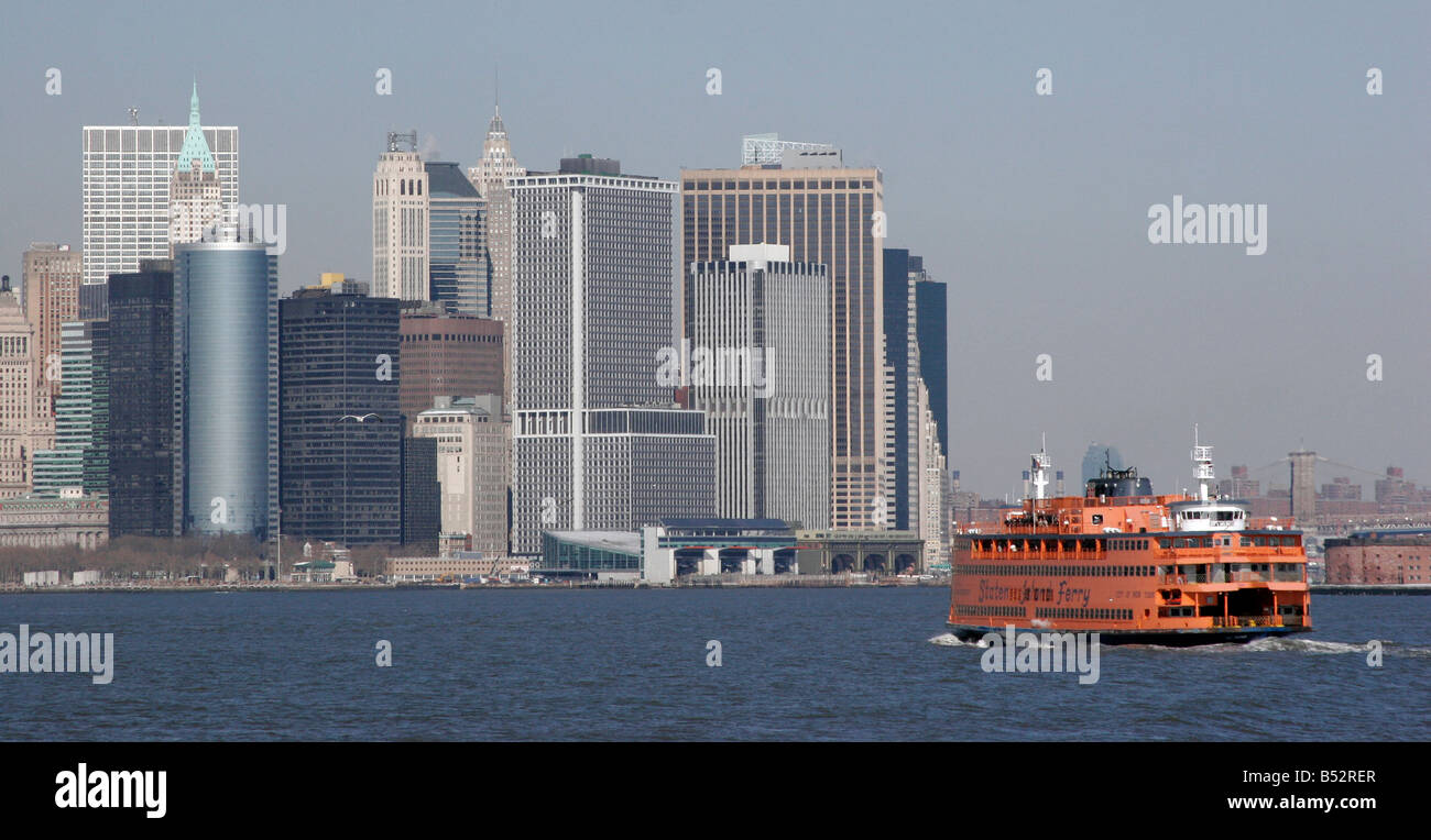 The Manhattan skyline from the Staten Island Ferry Stock Photo - Alamy