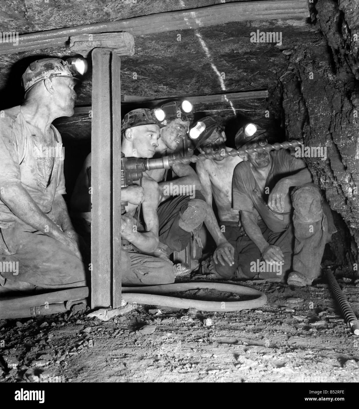 Coal miners 1950s hi-res stock photography and images - Alamy