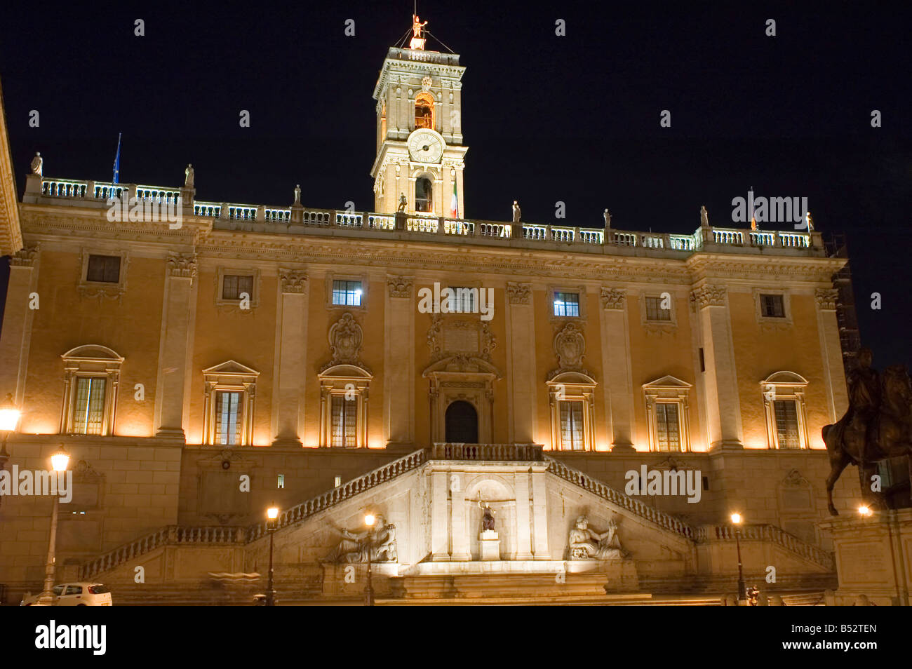 Capitol clock tower hi-res stock photography and images - Alamy