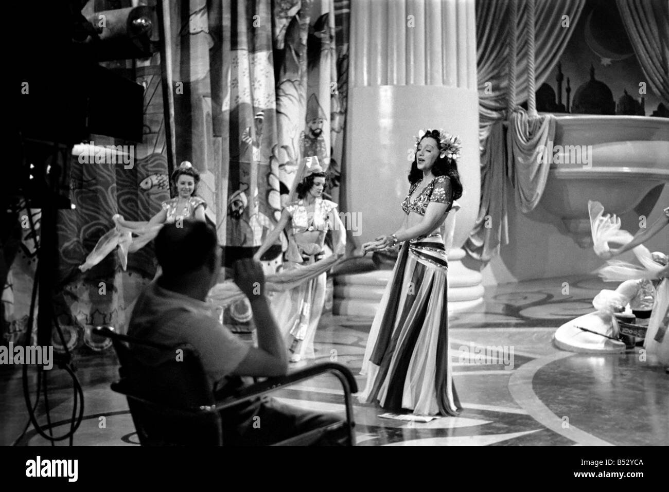 Making of the film Hi Gang from the popular Radio show with Bebe ...