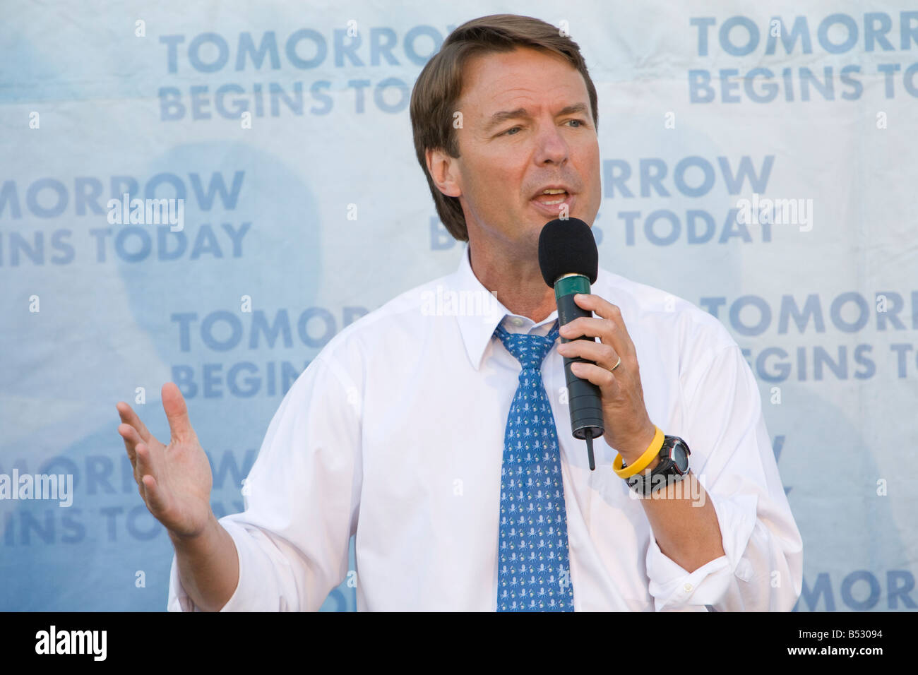 WEST HOLLYWOOD CA AUGUST 9 Presidential Candidate John Edwards speaking ...