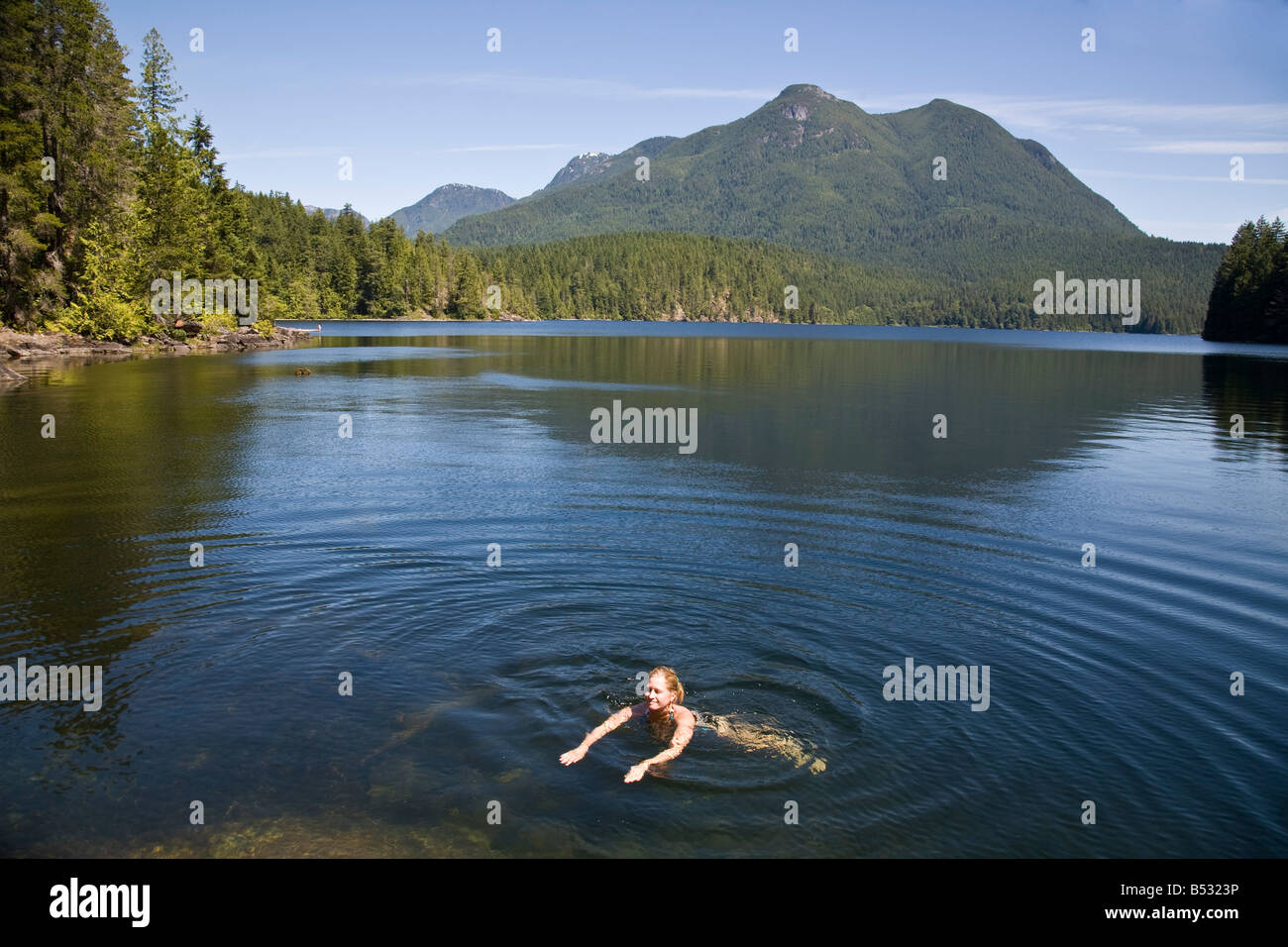Unwin lake canada hi-res stock photography and images - Alamy