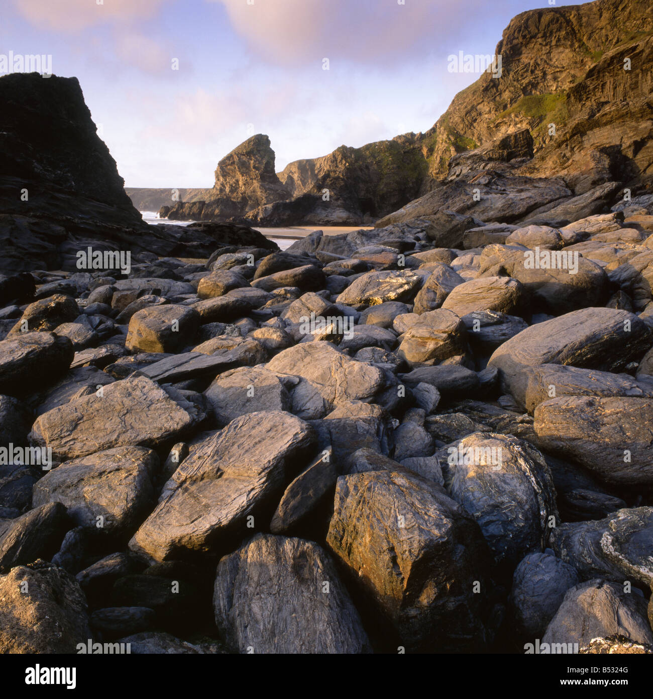 Bedruthan Steps, Cornwall, England Stock Photo - Alamy