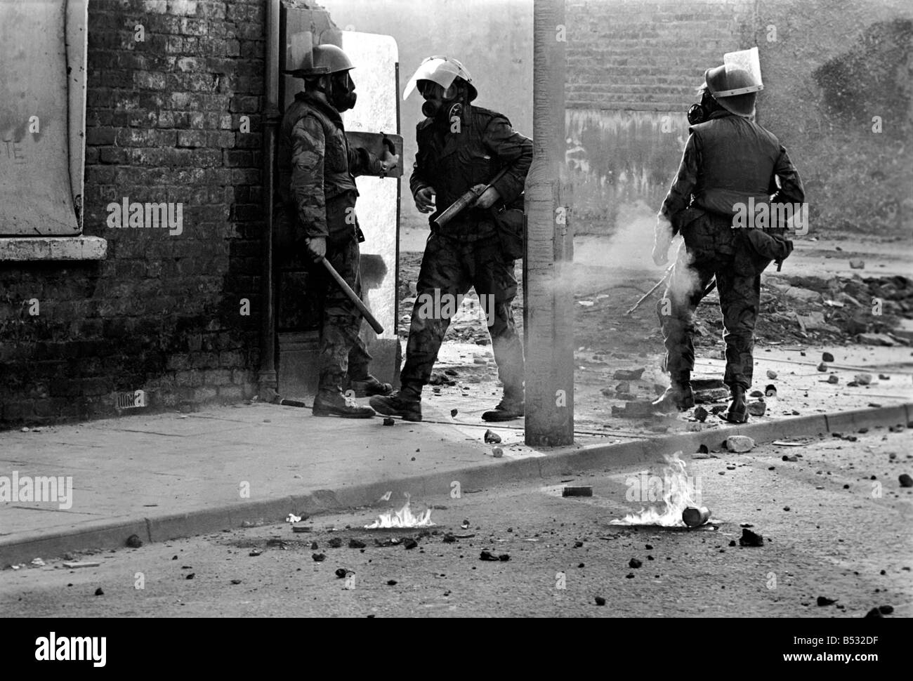 Bogside riot Black and White Stock Photos & Images - Alamy