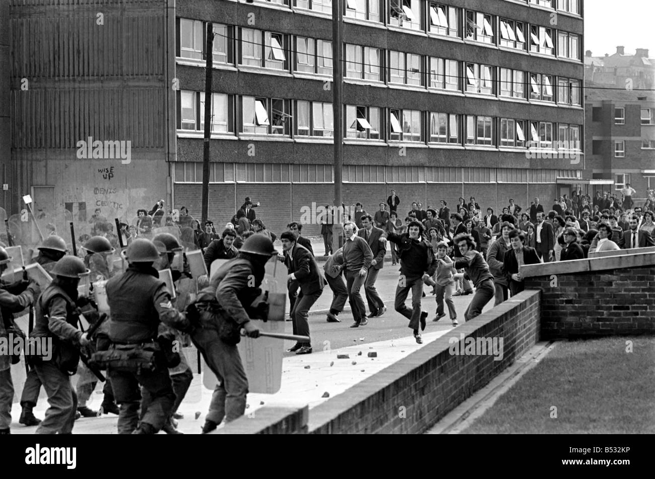 Northern Ireland April 1971. Rioting on the Bogside in Londonderry ...