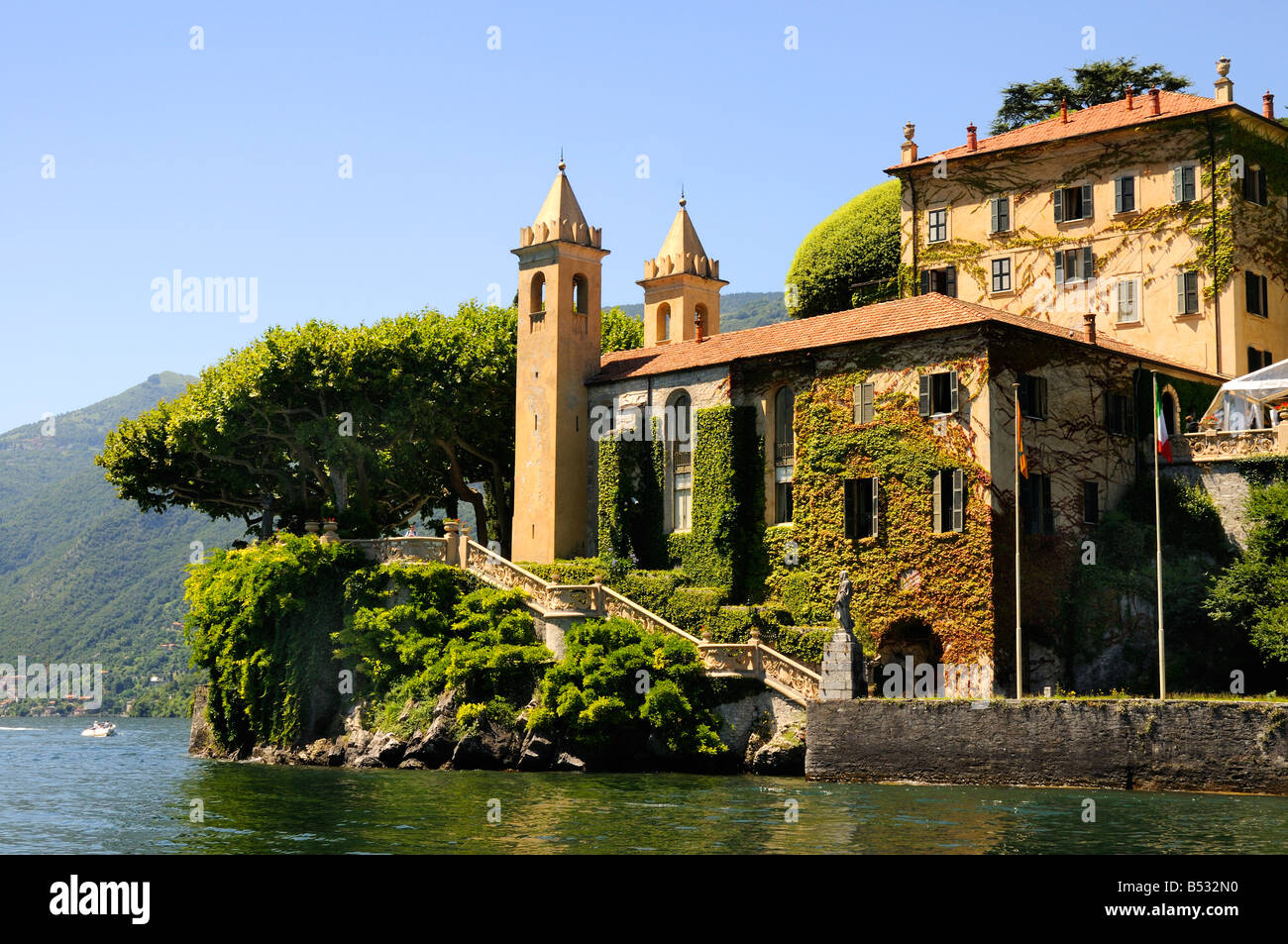 Stunning views of Lake Como from the beautiful Villa del Balbianello on ...