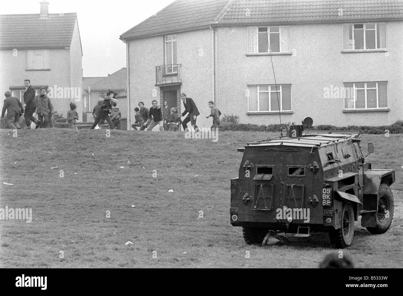 Northern Ireland Sept. 1971. General scenes during rioting in ...
