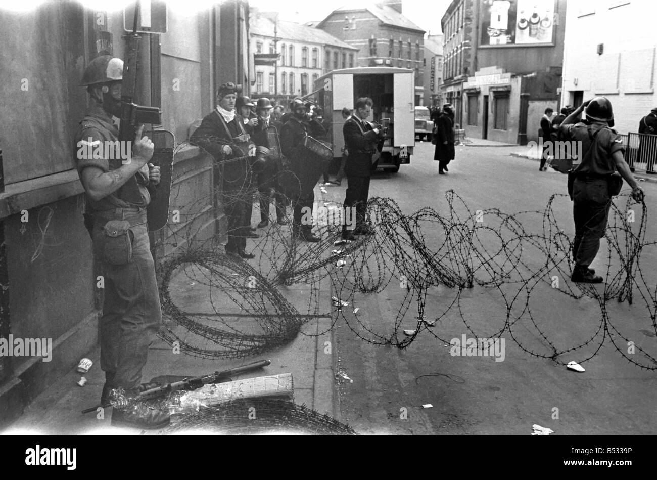 Northern Ireland Aug. 1969. Elements of the British Army are deployed ...