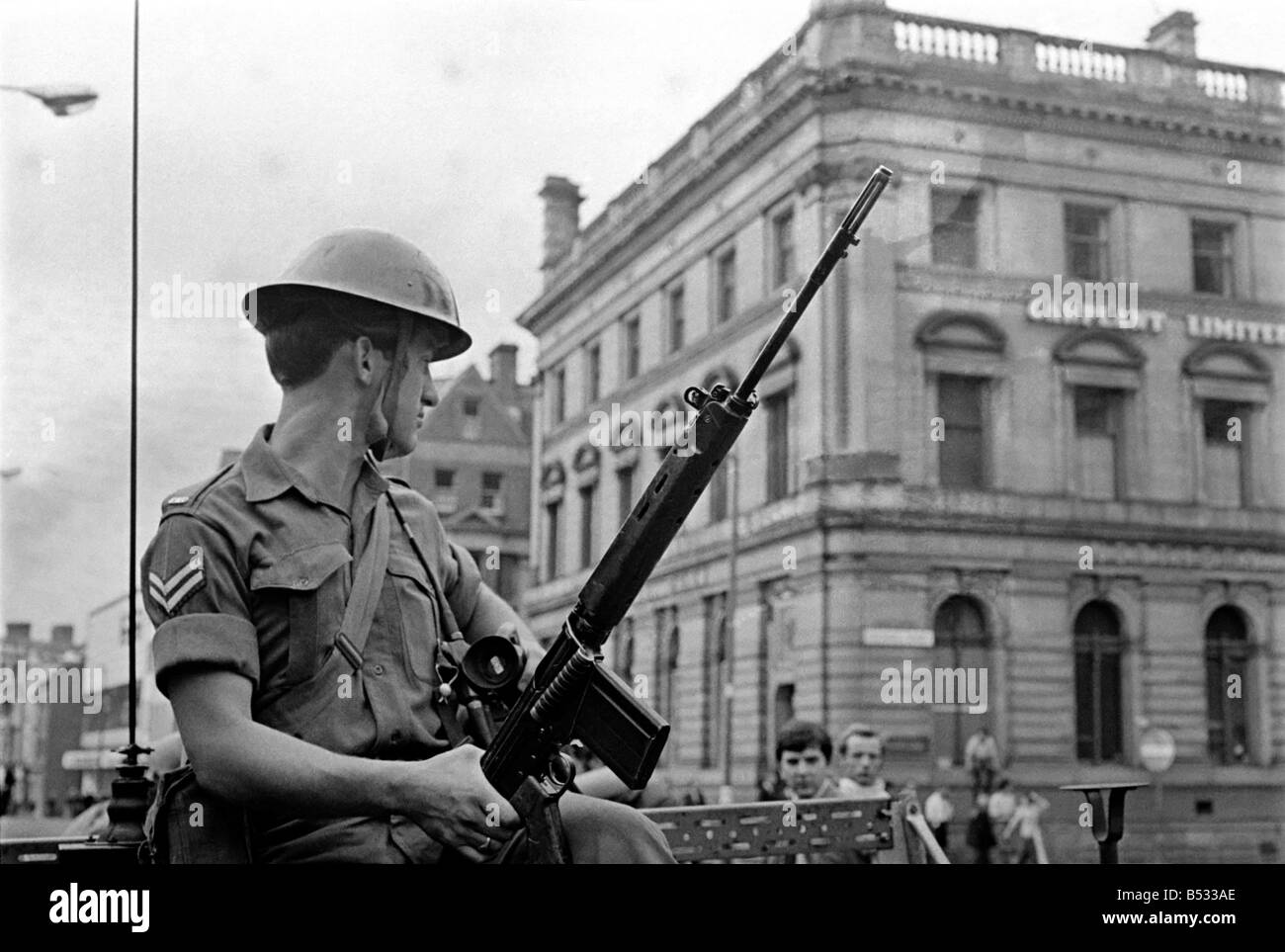 Northern Ireland Aug. 1969. Elements of the British Army are deployed ...