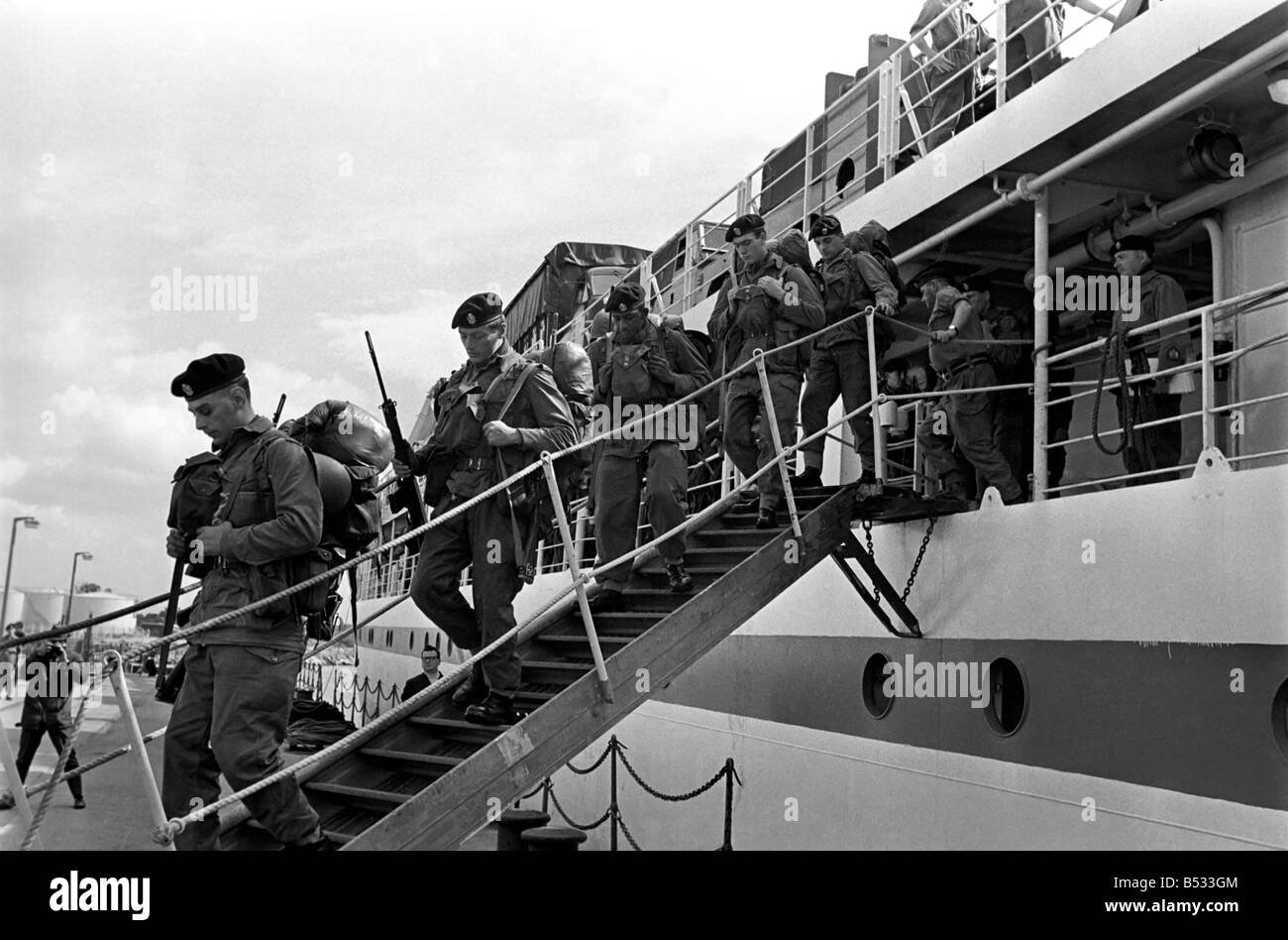 Northern Ireland Aug. 1969. Members of the Queen's Regiment disembark ...