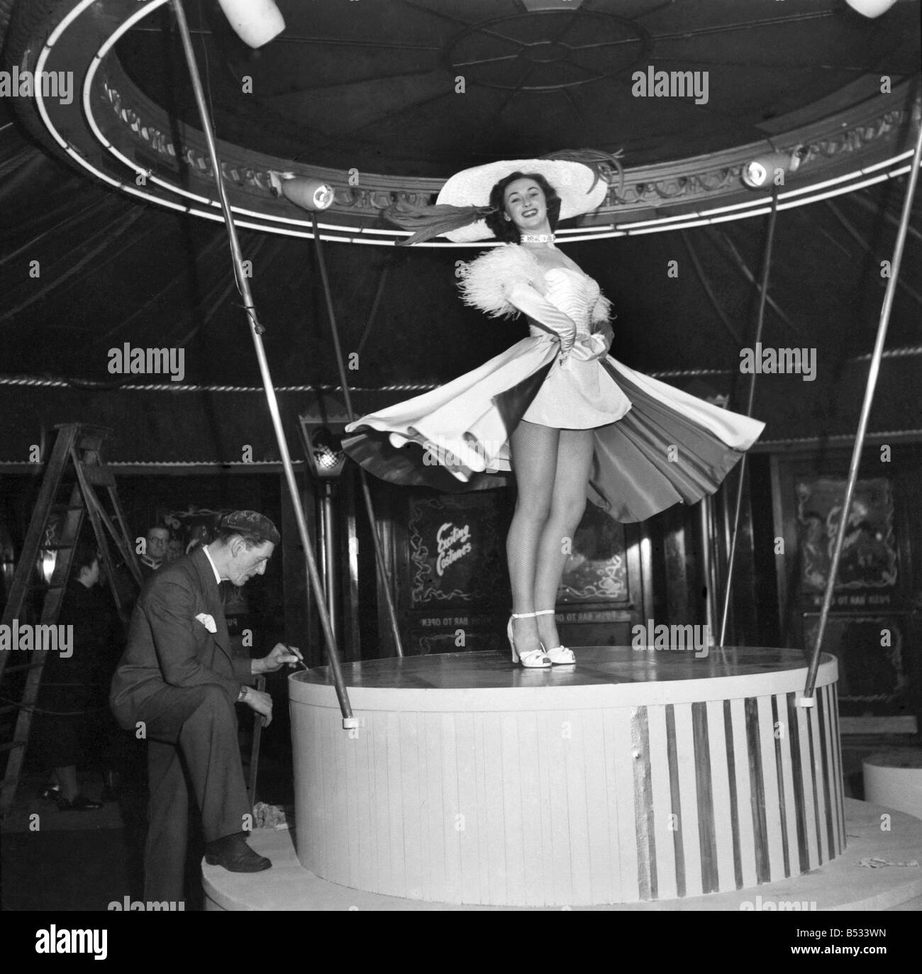 Bunty 1950s hi-res stock photography and images - Alamy