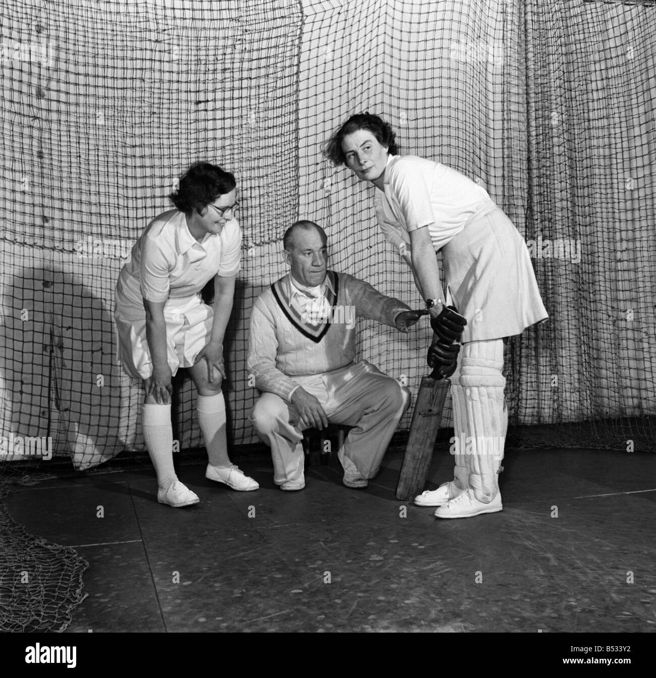Mrs. Audrey Blois, Cheshire Womans Cricketer having instruction from ...