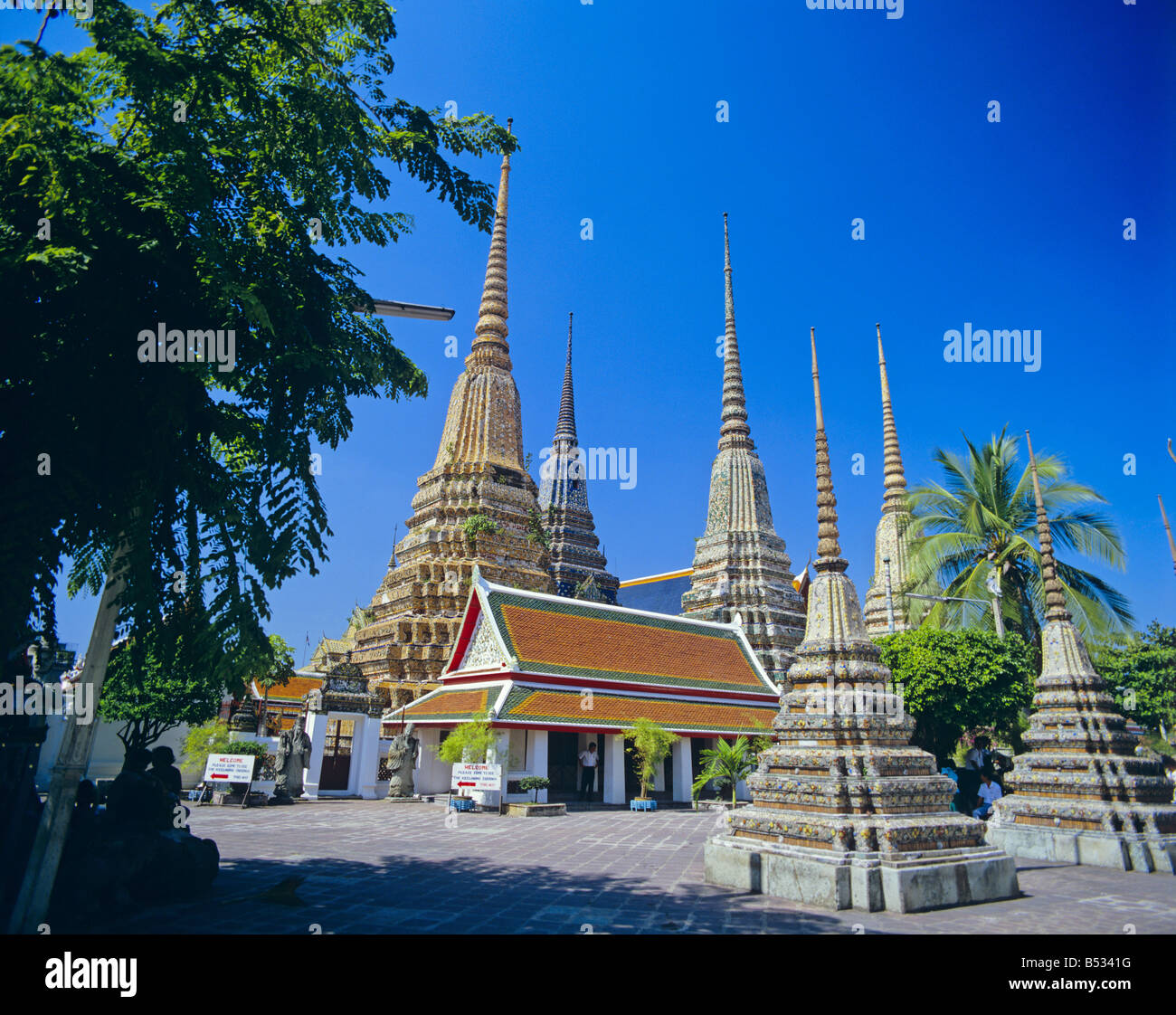 The Temple of Reclining Buddha Wat Pho Bangkok Thailand Stock Photo - Alamy