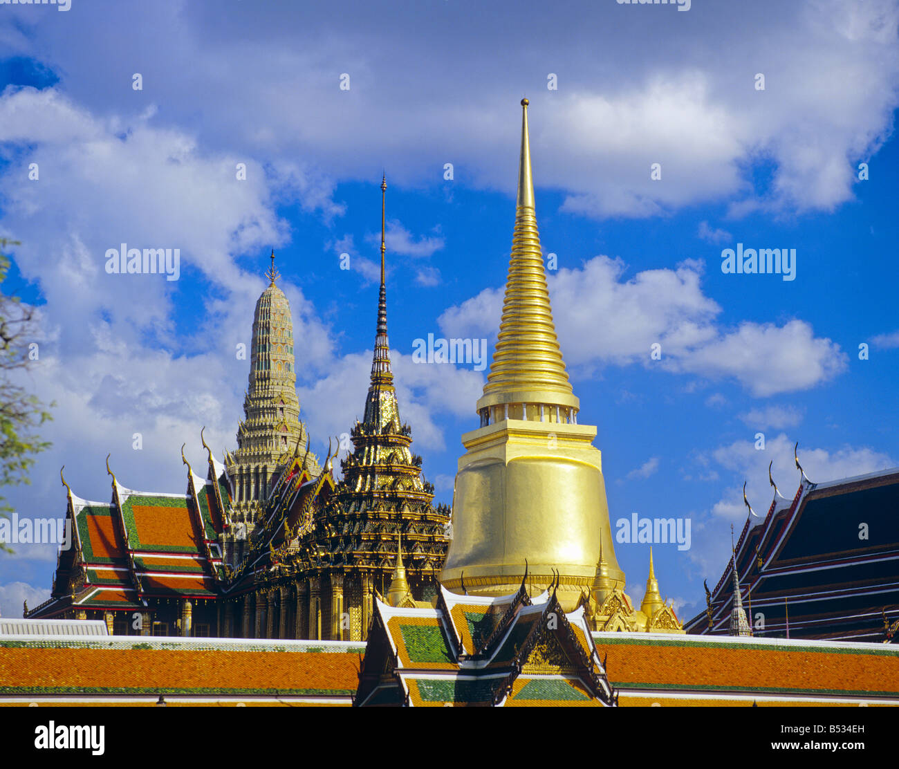 The Temple of Emerald Buddha Wat Phra Kaew Bangkok Thailand Stock Photo ...