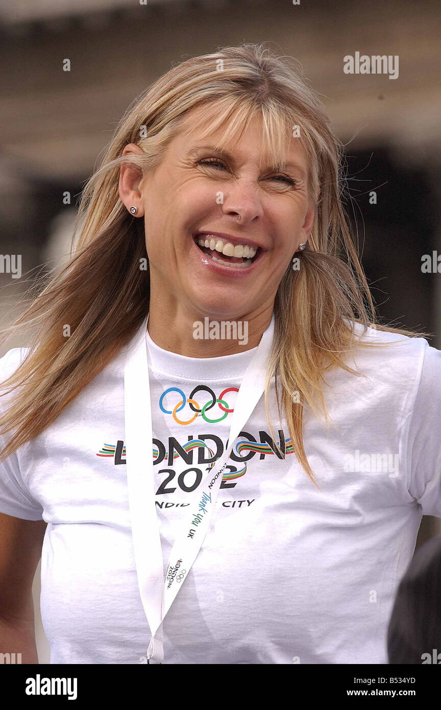 Sharon Davies's Instagram, Twitter & Facebook on IDCrawl