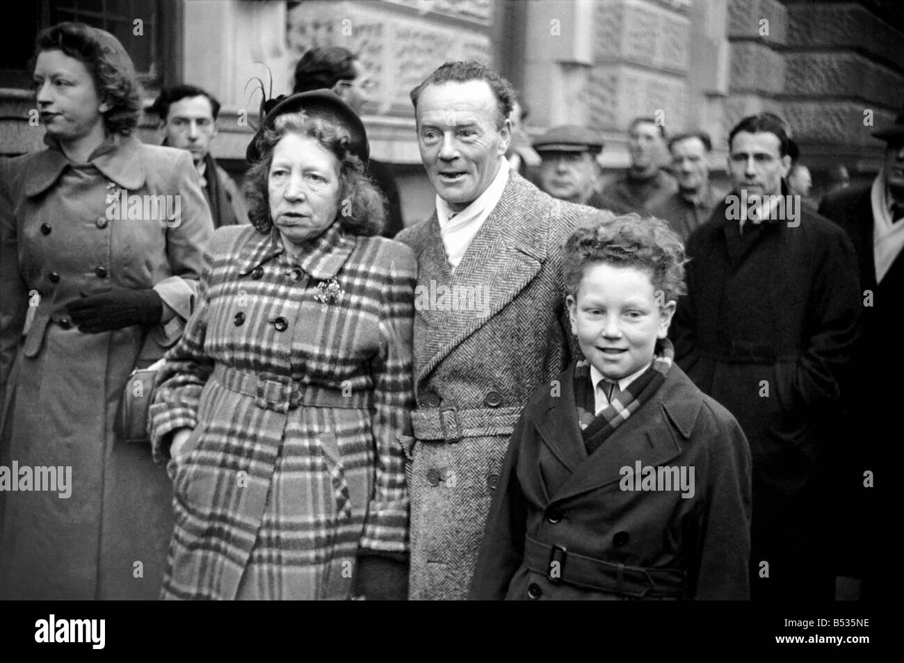 Craig Case;Mr and Mrs Bentley arrive at court with Derek Bentley's ...