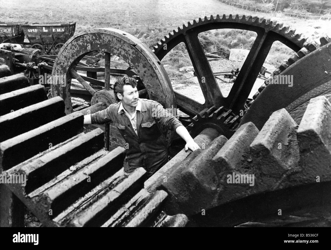 Steam winch hi-res stock photography and images - Alamy