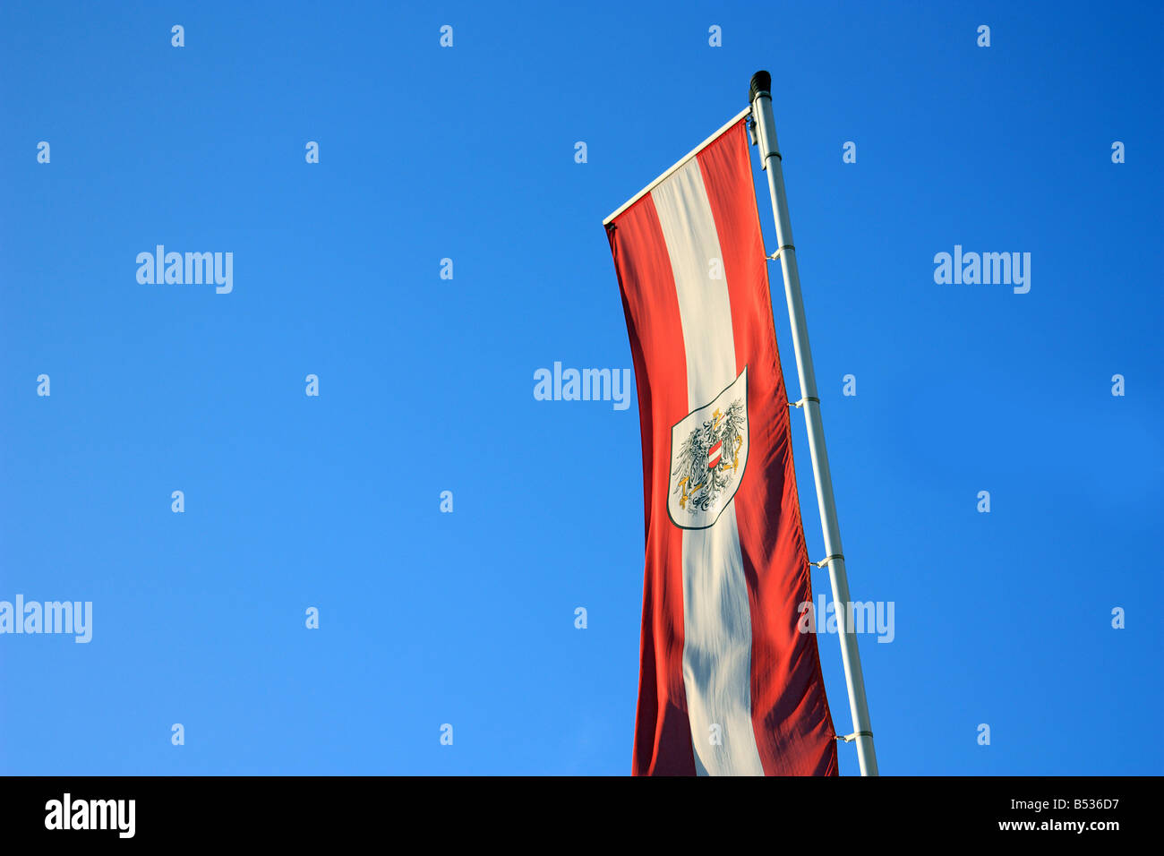 österreich flagge hi-res stock photography and images - Alamy