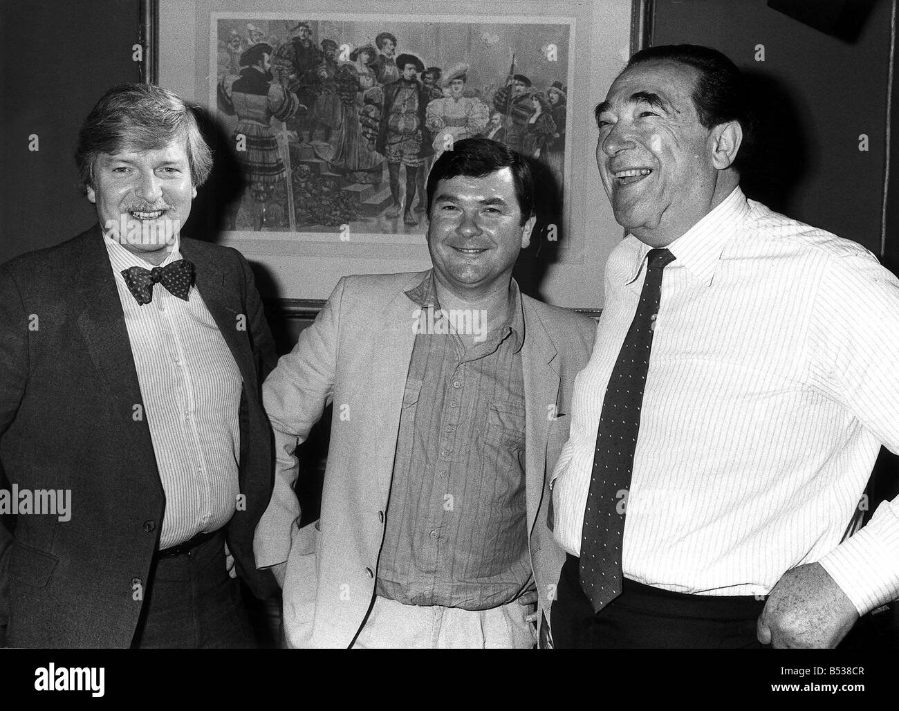 Mike Molloy with Richard Stott and Robert Maxwell August 1985 Stock ...