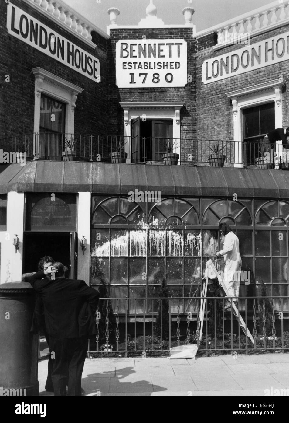 Enjoy the night Black and White Stock Photos & Images - Alamy