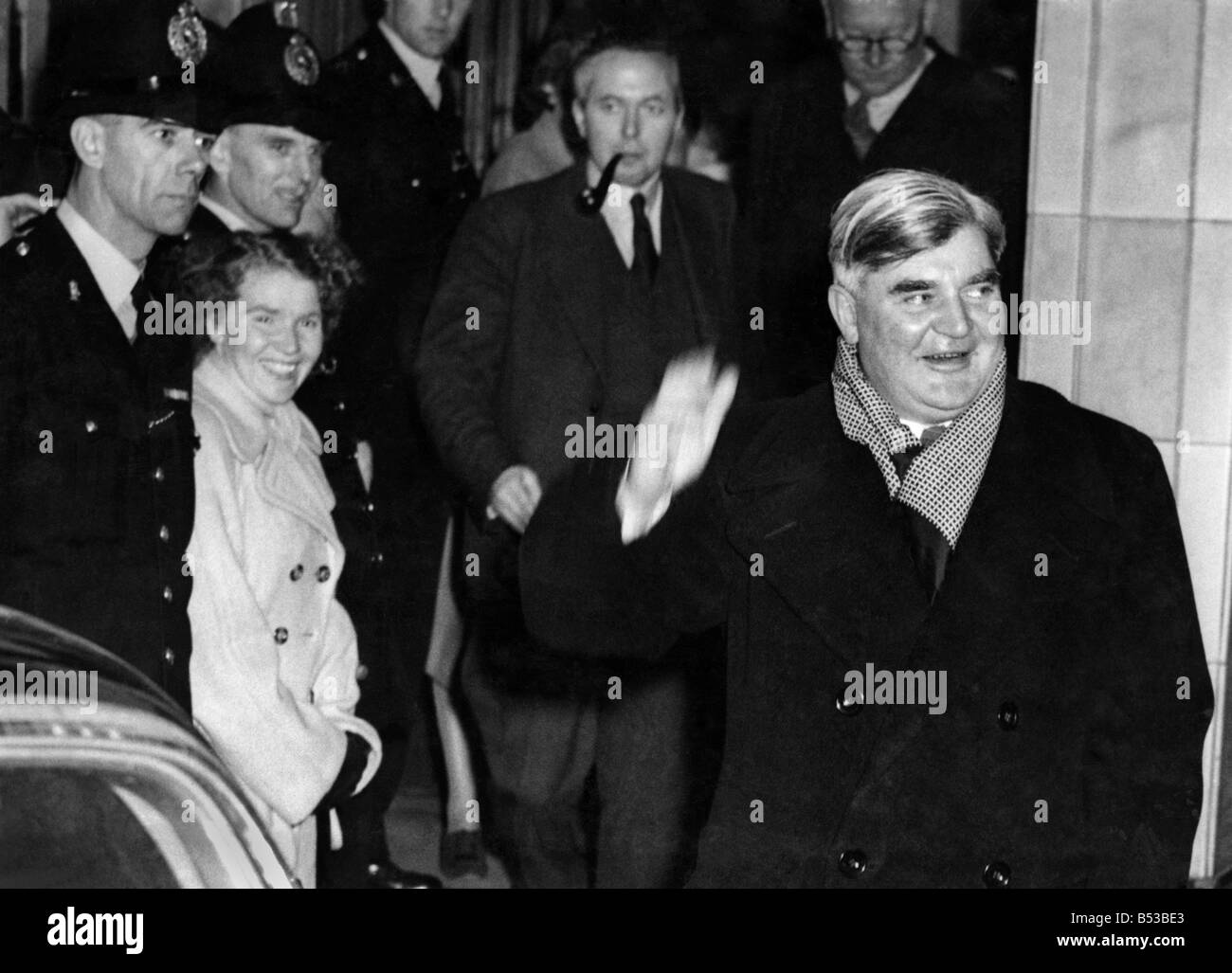 Election 1951: Aneurin Bevan leaving the Liverpool stadium after his ...