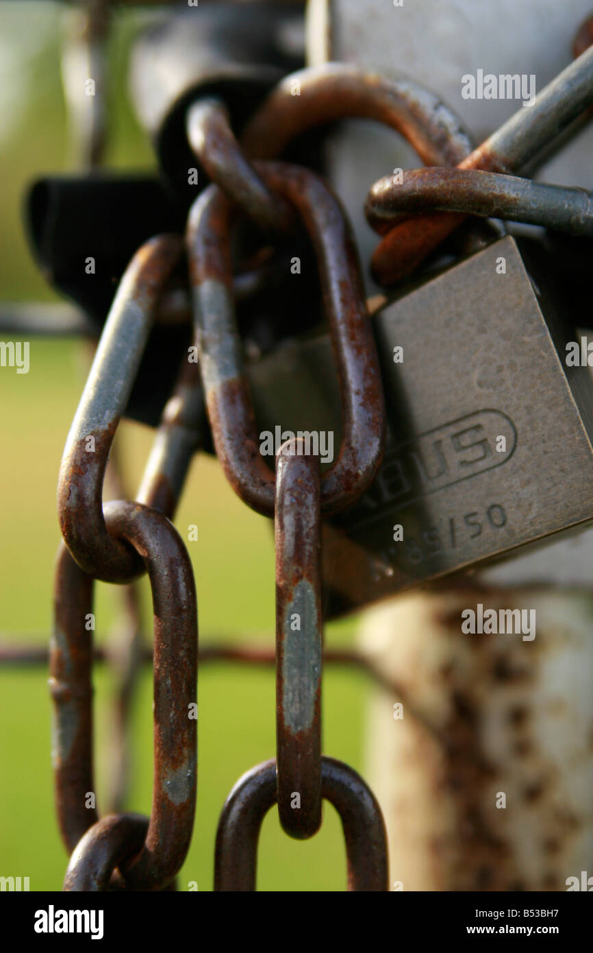 padlock with chain Stock Photo - Alamy