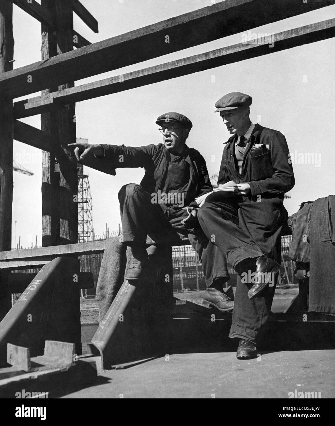 Shipyard 1950s High Resolution Stock Photography and Images - Alamy