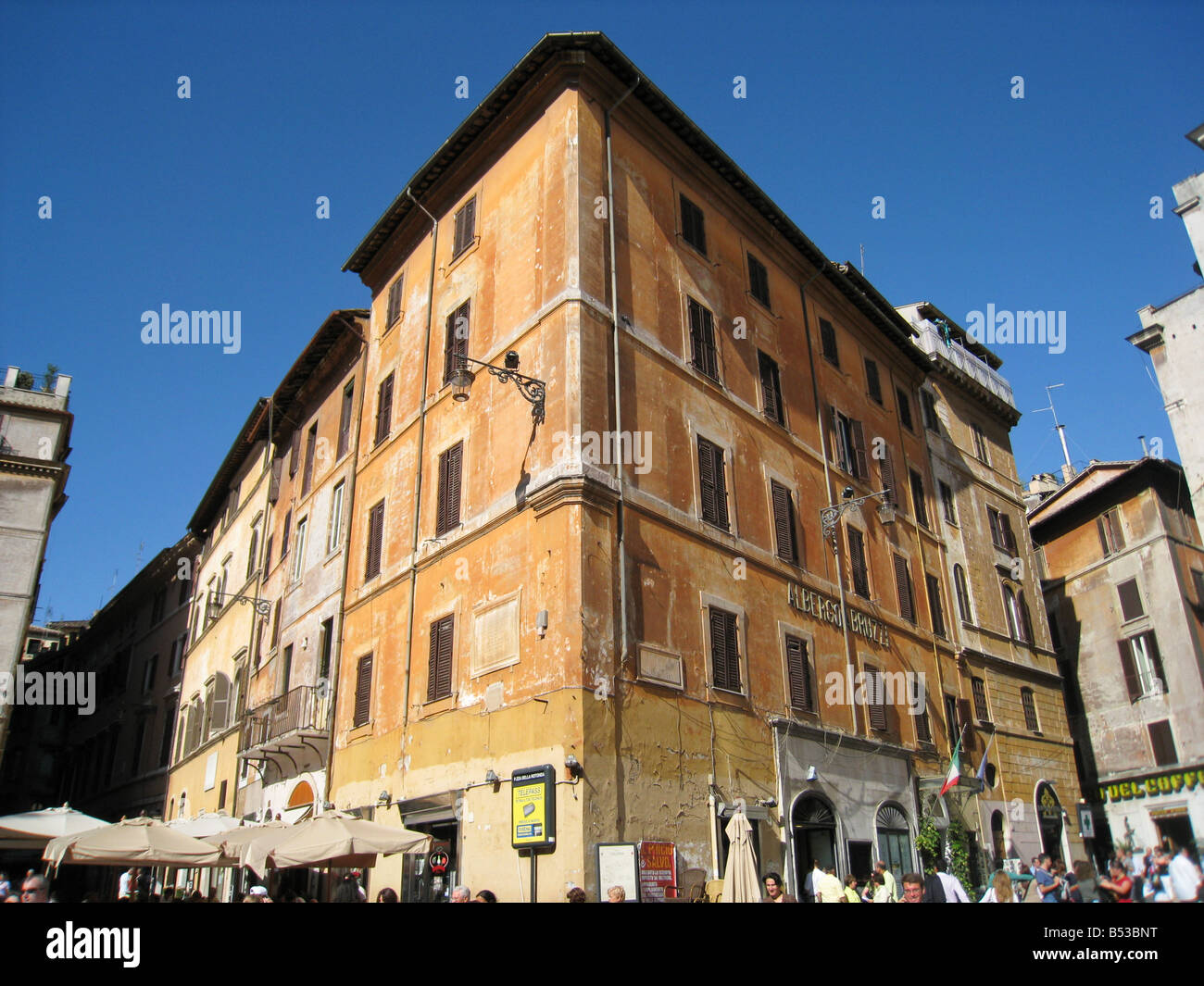 Albergo abruzzi hi-res stock photography and images - Alamy