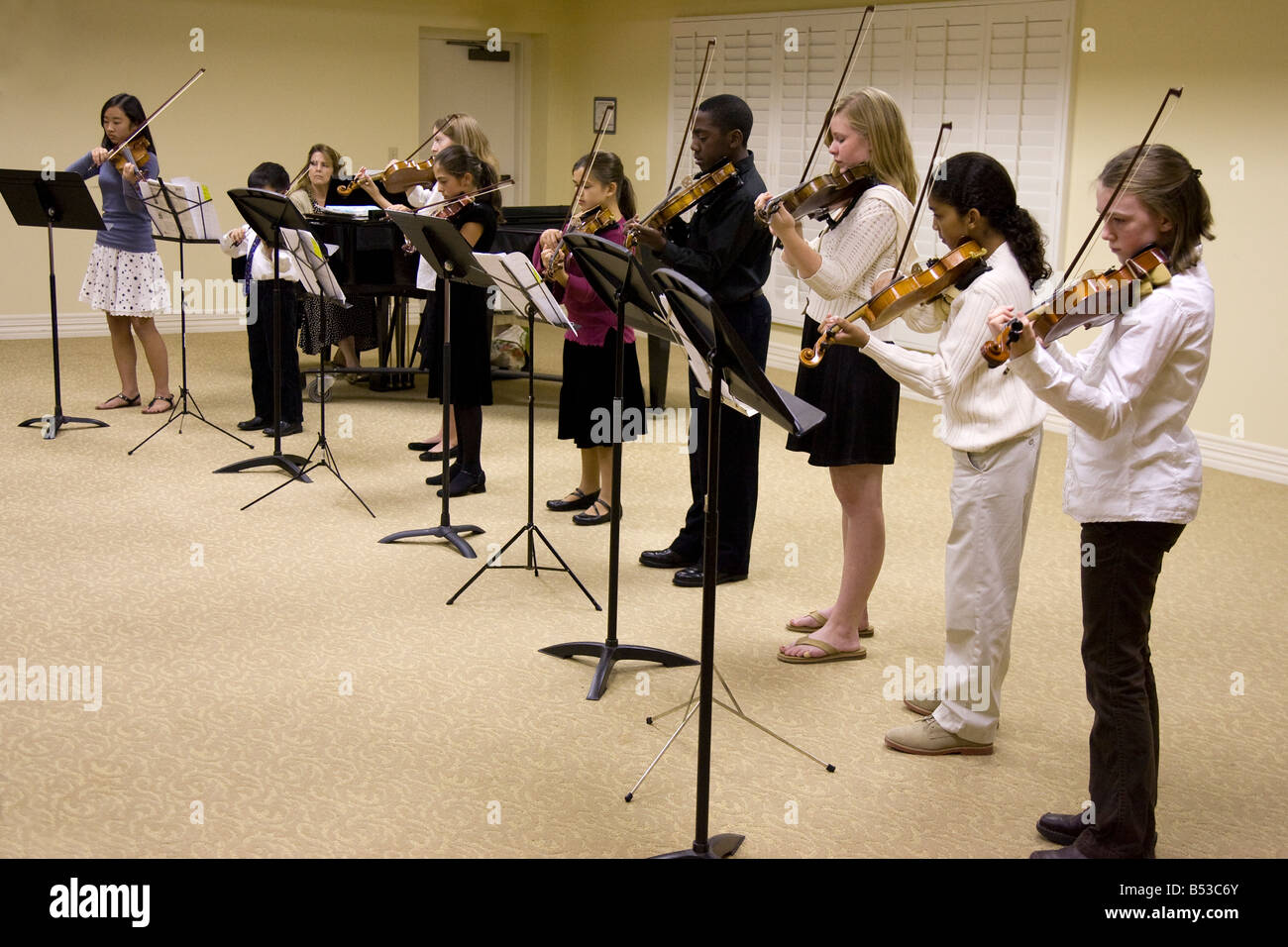 Student Violin Recital Stock Photo - Alamy