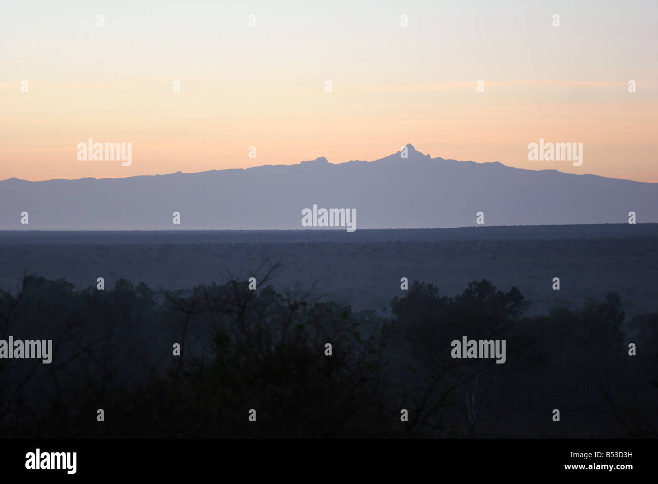 mount kenya skyline Stock Photo - Alamy