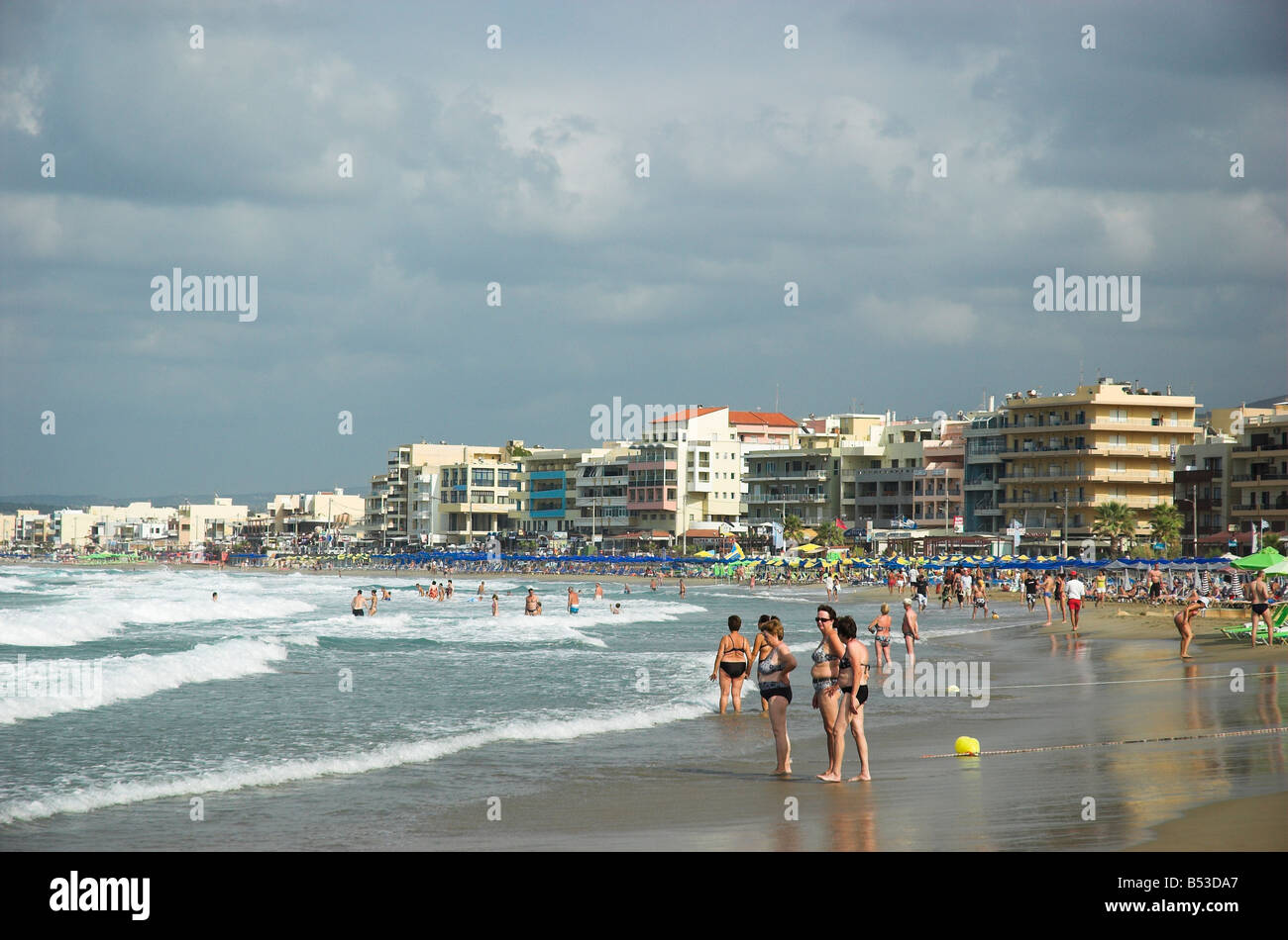 Rethymnon crete beach hi-res stock photography and images - Alamy