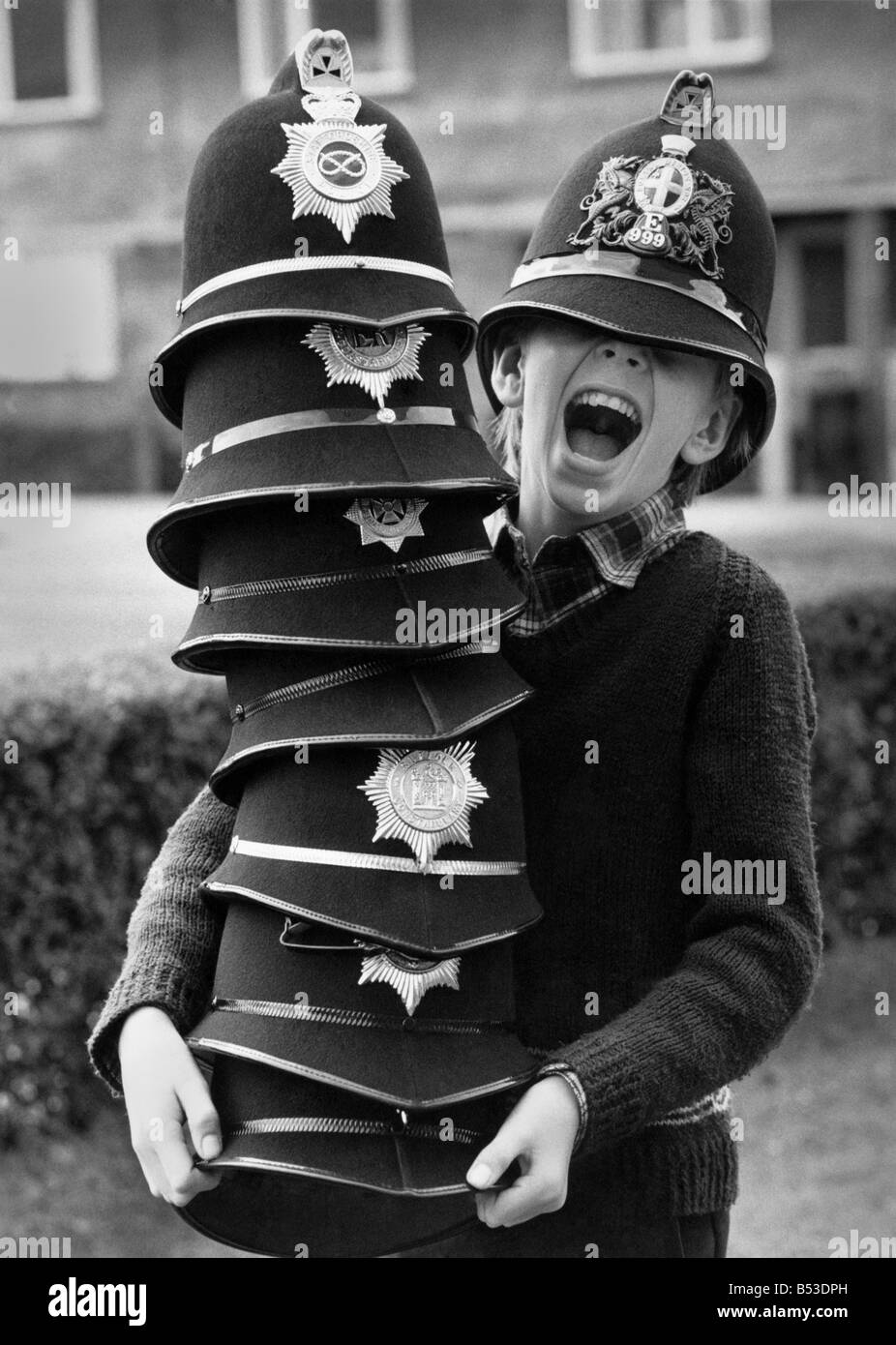 Policemens helmet hi-res stock photography and images - Alamy