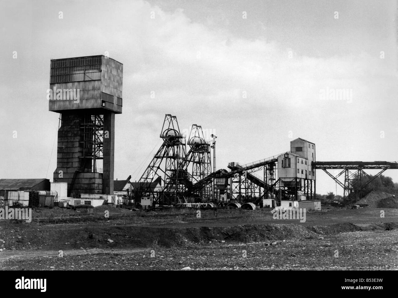 Polmais Colliery in the village of Fallin, Scotland July 1984 P018150 ...