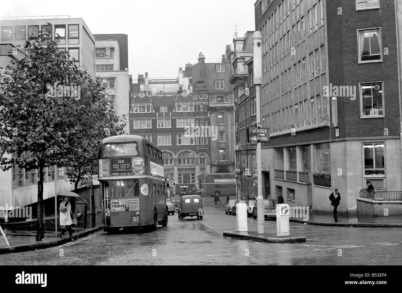 1960s london bus hi-res stock photography and images - Alamy