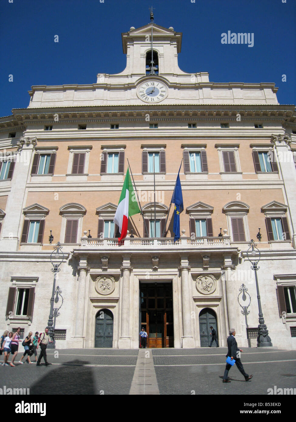 Piazza di montecitorio hi-res stock photography and images - Alamy